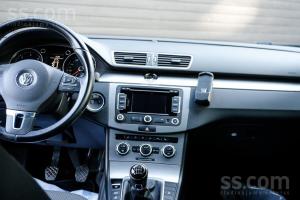 Brown Volkswagen Passat B7 2014 in Riga, with an engine capacity of 1.60 L and mileage of 216 thousand km for 6990 €, photo 15 on AUTOMOTO.COM.LV