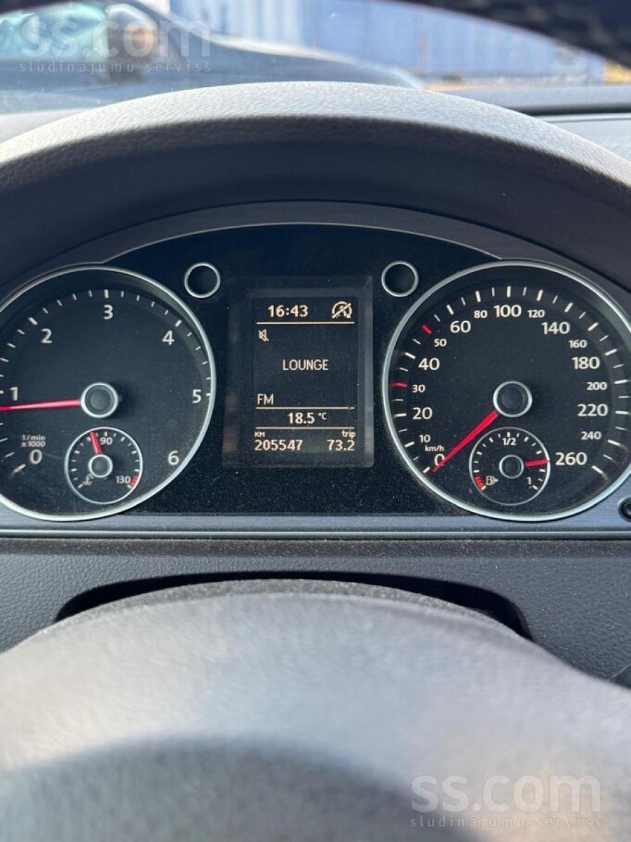 Brown Volkswagen Passat B7 2014 in Riga, with an engine capacity of 2.00 L and mileage of 204 thousand km for 6700 €, photo 4 on AUTOMOTO.COM.LV