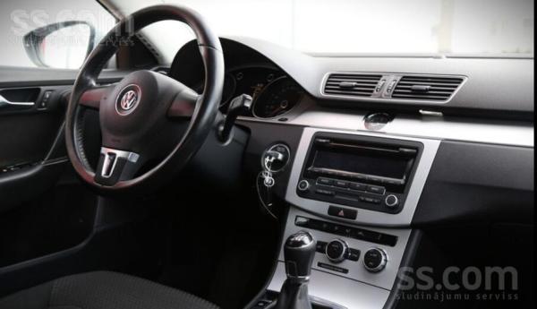 Grey Volkswagen Passat B7 2013 in Riga, with an engine capacity of 2.00 L and mileage of 335 thousand km for 3200 €, photo 8 on AUTOMOTO.COM.LV