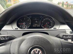 Grey Volkswagen Passat B7 2011 in Valmiera, with an engine capacity of 1.60 L and mileage of 311 thousand km for 2550 €, photo 18 on AUTOMOTO.COM.LV