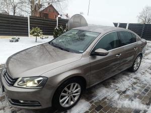 Pelēks Volkswagen Passat B7 2012 Daugavpils, ar dzinēja tilpumu 2.00 L un nobraukumu 0 tūkst. km par 6850 €, foto 4 vietnē AUTOMOTO.COM.LV