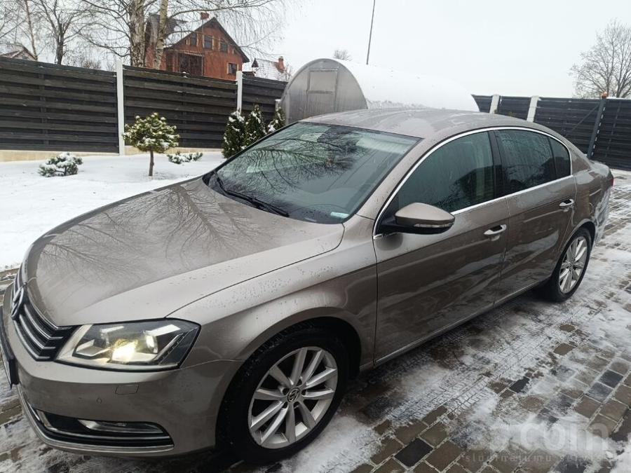 Pelēks Volkswagen Passat B7 2012 Daugavpils, ar dzinēja tilpumu 2.00 L un nobraukumu 0 tūkst. km par 6850 €, foto 4 vietnē AUTOMOTO.COM.LV