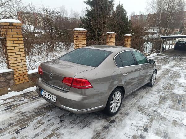 Grey Volkswagen Passat B7 2012 in Daugavpils, with an engine capacity of 2.00 L and mileage of 0 thousand km for 6850 €, photo 4 on AUTOMOTO.COM.LV