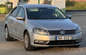 Grey Volkswagen Passat B7 2012 in Valmiera, with an engine capacity of 1.60 L and mileage of 320 thousand km for 3250 €, photo 3 on AUTOMOTO.COM.LV