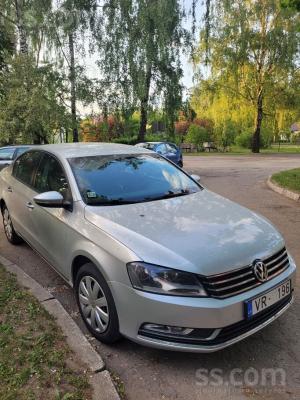 Grey Volkswagen Passat B7 2012 in Riga, with an engine capacity of 1.40 L and mileage of 178 thousand km for 3000 €, photo  on AUTOMOTO.COM.LV