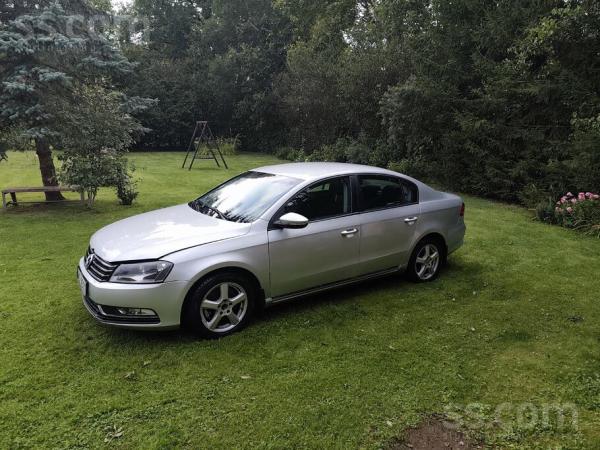 Pelēks Volkswagen Passat B7 2012 Jēkabpils, ar dzinēja tilpumu 1.80 L un nobraukumu 220 tūkst. km par 2800 €, foto 3 vietnē AUTOMOTO.COM.LV