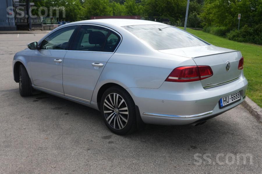 Pelēks Volkswagen Passat B7 2012 Rīga, ar dzinēja tilpumu 1.80 L un nobraukumu 133 tūkst. km par 8000 €, foto 3 vietnē AUTOMOTO.COM.LV