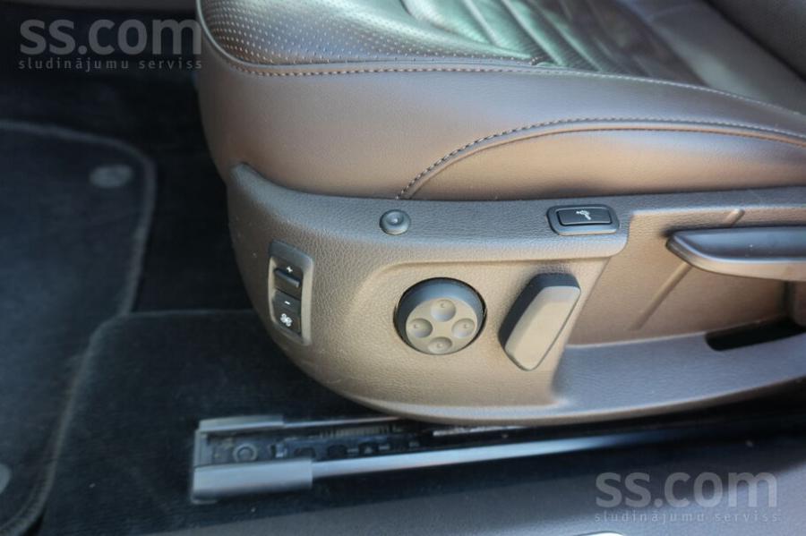 Pelēks Volkswagen Passat B7 2012 Rīga, ar dzinēja tilpumu 1.80 L un nobraukumu 133 tūkst. km par 8000 €, foto 10 vietnē AUTOMOTO.COM.LV