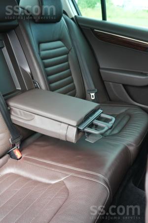Pelēks Volkswagen Passat B7 2012 Rīga, ar dzinēja tilpumu 1.80 L un nobraukumu 133 tūkst. km par 8000 €, foto 13 vietnē AUTOMOTO.COM.LV