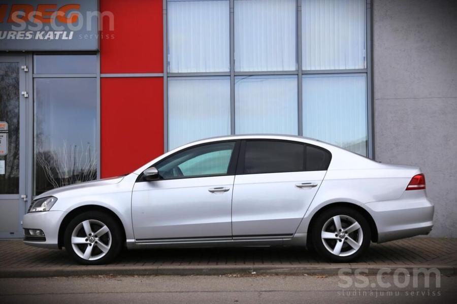 Pelēks Volkswagen Passat B7 2013 Rīga, ar dzinēja tilpumu 2.00 L un nobraukumu 335 tūkst. km par 3495 €, foto 3 vietnē AUTOMOTO.COM.LV