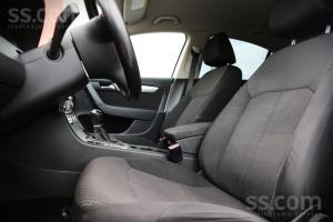 Pelēks Volkswagen Passat B7 2013 Rīga, ar dzinēja tilpumu 2.00 L un nobraukumu 335 tūkst. km par 3495 €, foto 12 vietnē AUTOMOTO.COM.LV