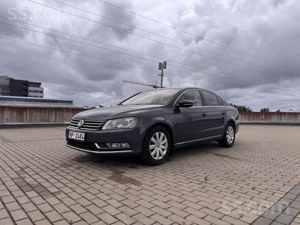Grey Volkswagen Passat B7 2014 in Riga, with an engine capacity of 1.40 L and mileage of 212 thousand km for 4995 €, photo 2 on AUTOMOTO.COM.LV
