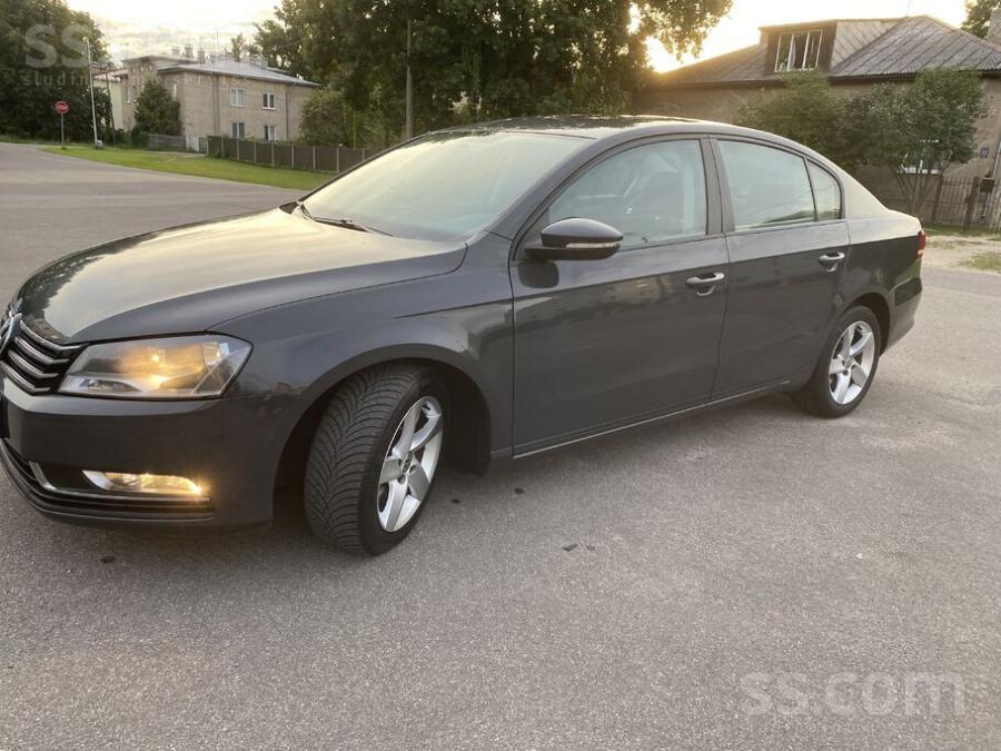 Pelēks Volkswagen Passat B7 2014 Rīga, ar dzinēja tilpumu 2.00 L un nobraukumu 211 tūkst. km par 5350 €, foto 1 vietnē AUTOMOTO.COM.LV