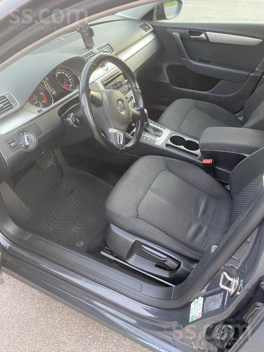 Pelēks Volkswagen Passat B7 2014 Rīga, ar dzinēja tilpumu 2.00 L un nobraukumu 211 tūkst. km par 5350 €, foto 5 vietnē AUTOMOTO.COM.LV