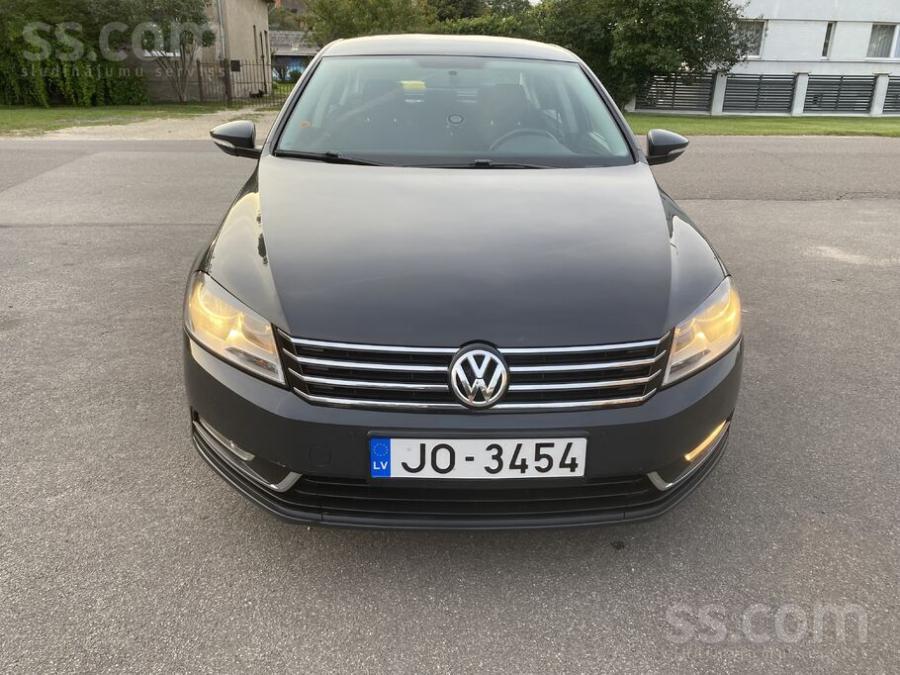 Pelēks Volkswagen Passat B7 2014 Rīga, ar dzinēja tilpumu 2.00 L un nobraukumu 211 tūkst. km par 5350 €, foto 11 vietnē AUTOMOTO.COM.LV