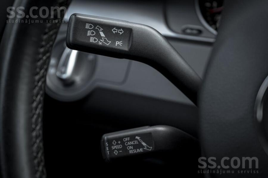 Grey Volkswagen Passat B7 2014 in Riga, with an engine capacity of 1.40 L and mileage of 213 thousand km for 5500 €, photo 16 on AUTOMOTO.COM.LV