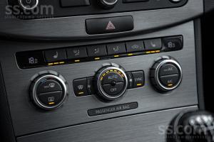 Grey Volkswagen Passat B7 2014 in Riga, with an engine capacity of 1.40 L and mileage of 213 thousand km for 5500 €, photo 22 on AUTOMOTO.COM.LV