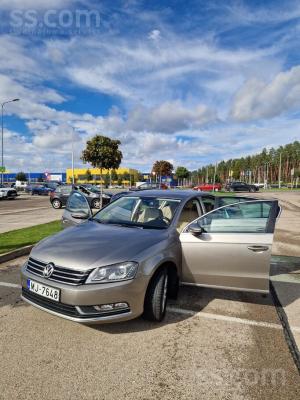 Pelēks Volkswagen Passat B7 2014 Rīga, ar dzinēja tilpumu 1.40 L un nobraukumu 212 tūkst. km par 4900 €, foto  vietnē AUTOMOTO.COM.LV
