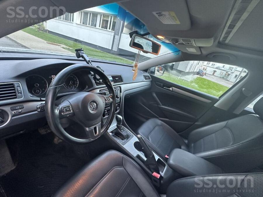 Grey Volkswagen Passat B7 2014 in Riga, with an engine capacity of 2.50 L and mileage of 154 thousand km for 6350 €, photo 10 on AUTOMOTO.COM.LV