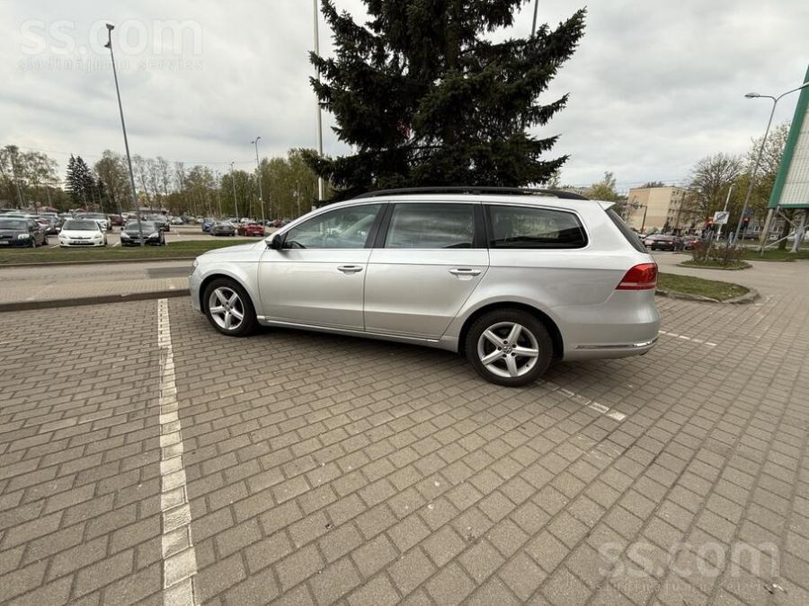 Pelēks Volkswagen Passat B7 2011 Rīga, ar dzinēja tilpumu 2.00 L un nobraukumu 416 tūkst. km par 3980 €, foto 4 vietnē AUTOMOTO.COM.LV