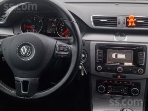 Pelēks Volkswagen Passat B7 2011 Cēsis, ar dzinēja tilpumu 2.00 L un nobraukumu 241 tūkst. km par 6900 €, foto 10 vietnē AUTOMOTO.COM.LV