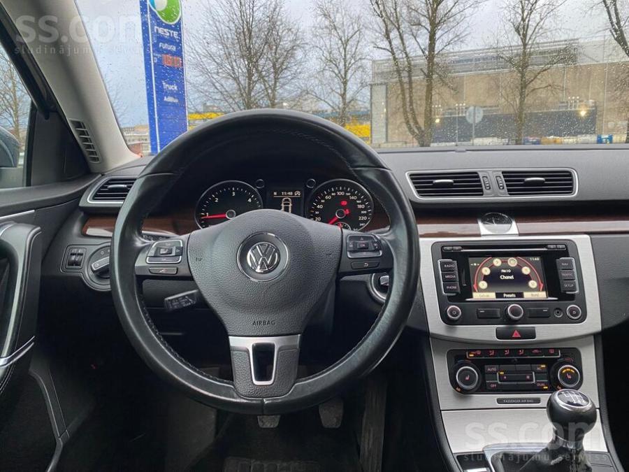 Pelēks Volkswagen Passat B7 2011 Rīga, ar dzinēja tilpumu 2.00 L un nobraukumu 0 tūkst. km par 4199 €, foto 10 vietnē AUTOMOTO.COM.LV