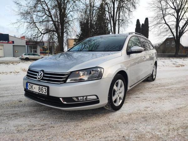 Grey Volkswagen Passat B7 2011 in Cesis, with an engine capacity of 1.40 L and mileage of 0 thousand km for 5750 €, photo 3 on AUTOMOTO.COM.LV