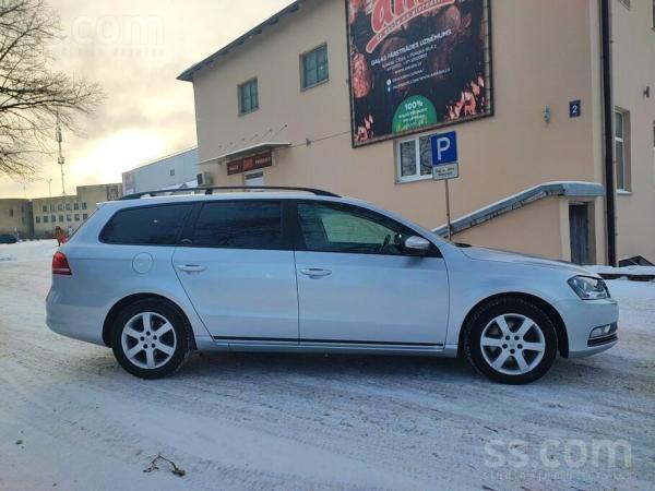 Grey Volkswagen Passat B7 2011 in Cesis, with an engine capacity of 1.40 L and mileage of 0 thousand km for 5750 €, photo 4 on AUTOMOTO.COM.LV