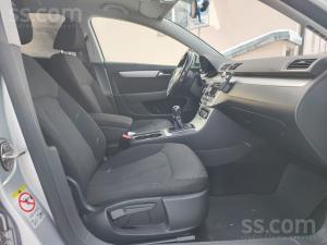 Pelēks Volkswagen Passat B7 2011 Cēsis, ar dzinēja tilpumu 1.40 L un nobraukumu 0 tūkst. km par 5750 €, foto 13 vietnē AUTOMOTO.COM.LV