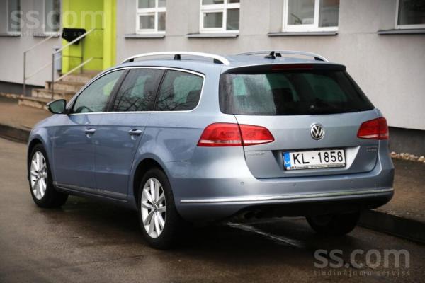 Grey Volkswagen Passat B7 2011 in Riga, with an engine capacity of 2.00 L and mileage of 423 thousand km for 4495 €, photo 5 on AUTOMOTO.COM.LV