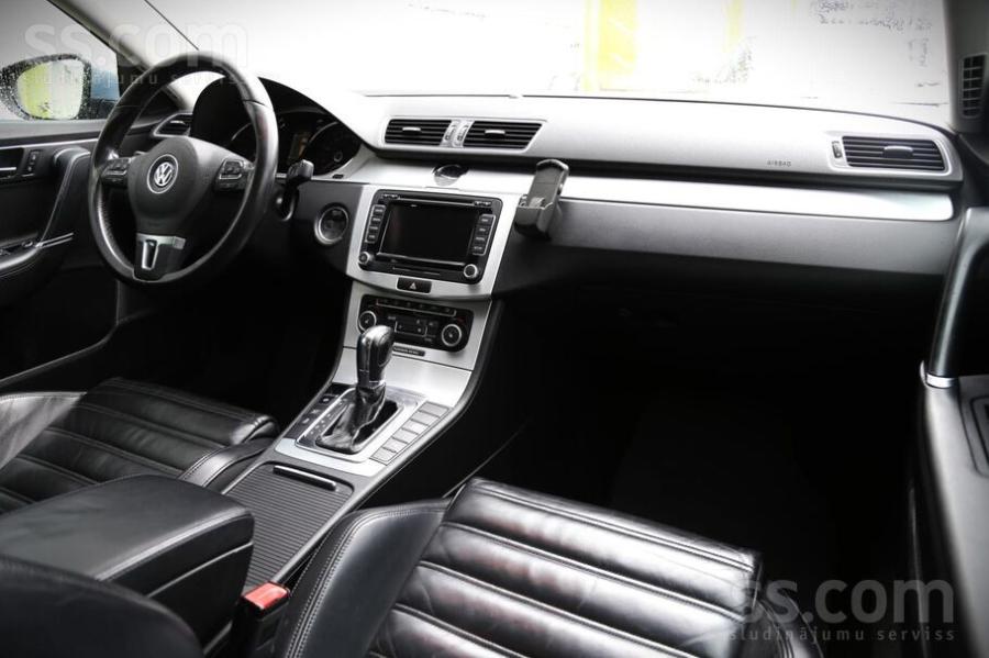 Pelēks Volkswagen Passat B7 2011 Rīga, ar dzinēja tilpumu 2.00 L un nobraukumu 423 tūkst. km par 4495 €, foto 12 vietnē AUTOMOTO.COM.LV