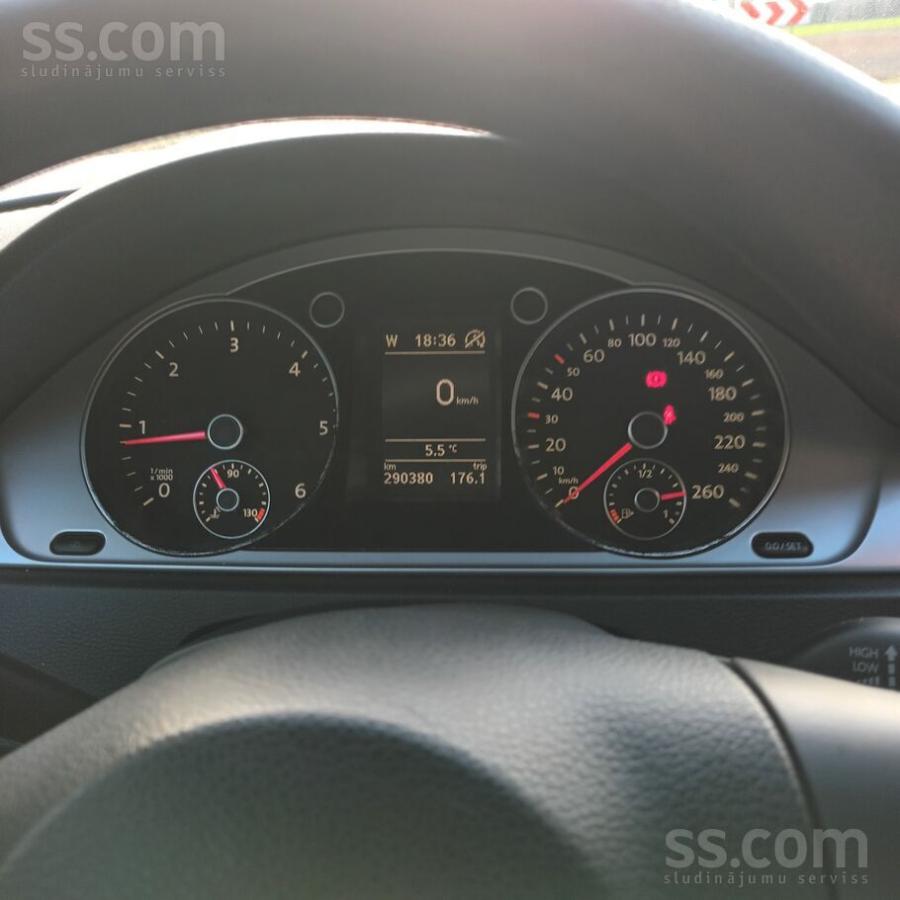 Pelēks Volkswagen Passat B7 2011 Talsi, ar dzinēja tilpumu 2.00 L un nobraukumu 300 tūkst. km par 2850 €, foto 8 vietnē AUTOMOTO.COM.LV