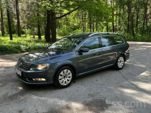 Pelēks Volkswagen Passat B7 2011 Rīga, ar dzinēja tilpumu 2.00 L un nobraukumu 0 tūkst. km par 3399 €, foto  vietnē AUTOMOTO.COM.LV