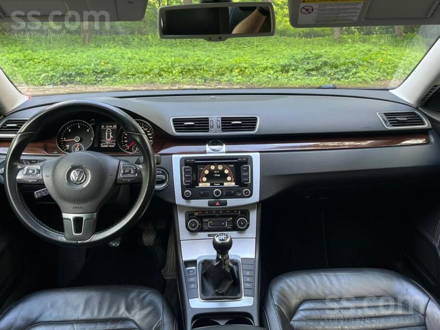 Pelēks Volkswagen Passat B7 2011 Rīga, ar dzinēja tilpumu 2.00 L un nobraukumu 0 tūkst. km par 3399 €, foto 11 vietnē AUTOMOTO.COM.LV