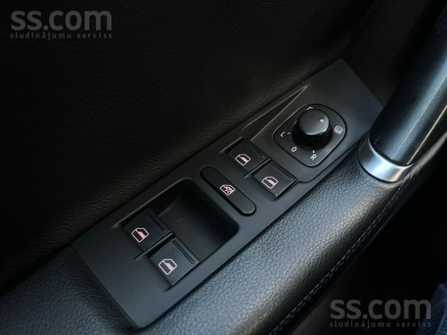 Pelēks Volkswagen Passat B7 2011 Rīga, ar dzinēja tilpumu 2.00 L un nobraukumu 0 tūkst. km par 3399 €, foto 16 vietnē AUTOMOTO.COM.LV