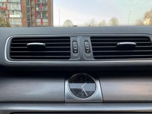 Pelēks Volkswagen Passat B7 2011 Rīga, ar dzinēja tilpumu 2.00 L un nobraukumu 293 tūkst. km par 4490 €, foto 31 vietnē AUTOMOTO.COM.LV
