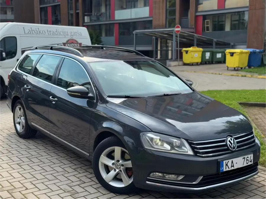 Pelēks Volkswagen Passat B7 2011 Rīga, ar dzinēja tilpumu 2.00 L un nobraukumu 411 tūkst. km par 3790 €, foto 1 vietnē AUTOMOTO.COM.LV