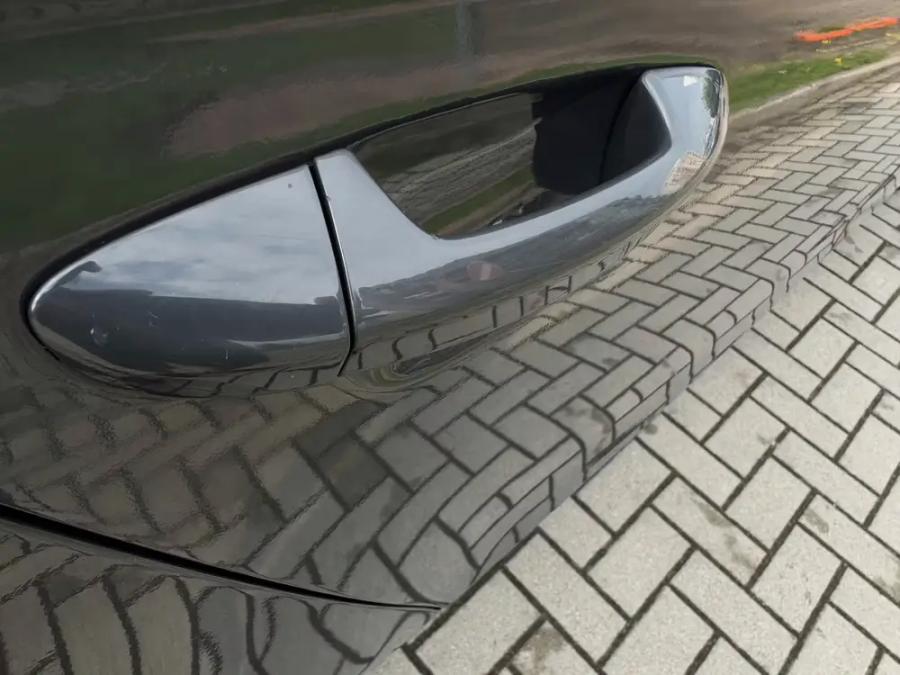 Pelēks Volkswagen Passat B7 2011 Rīga, ar dzinēja tilpumu 2.00 L un nobraukumu 411 tūkst. km par 3790 €, foto 11 vietnē AUTOMOTO.COM.LV