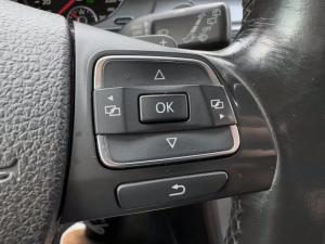 Pelēks Volkswagen Passat B7 2011 Rīga, ar dzinēja tilpumu 2.00 L un nobraukumu 411 tūkst. km par 3790 €, foto 23 vietnē AUTOMOTO.COM.LV