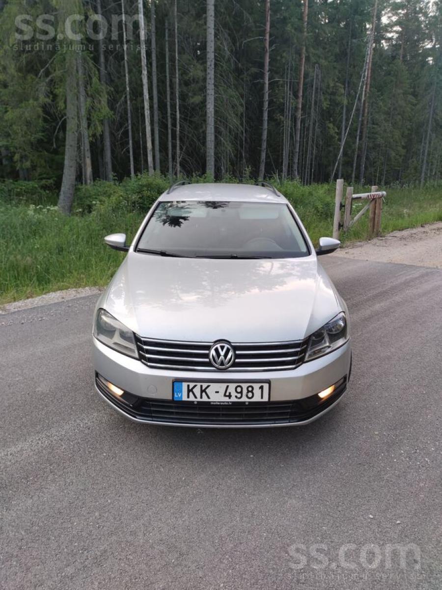 Pelēks Volkswagen Passat B7 2011 Preiļi, ar dzinēja tilpumu 2.00 L un nobraukumu 318 tūkst. km par 3490 €, foto 4 vietnē AUTOMOTO.COM.LV