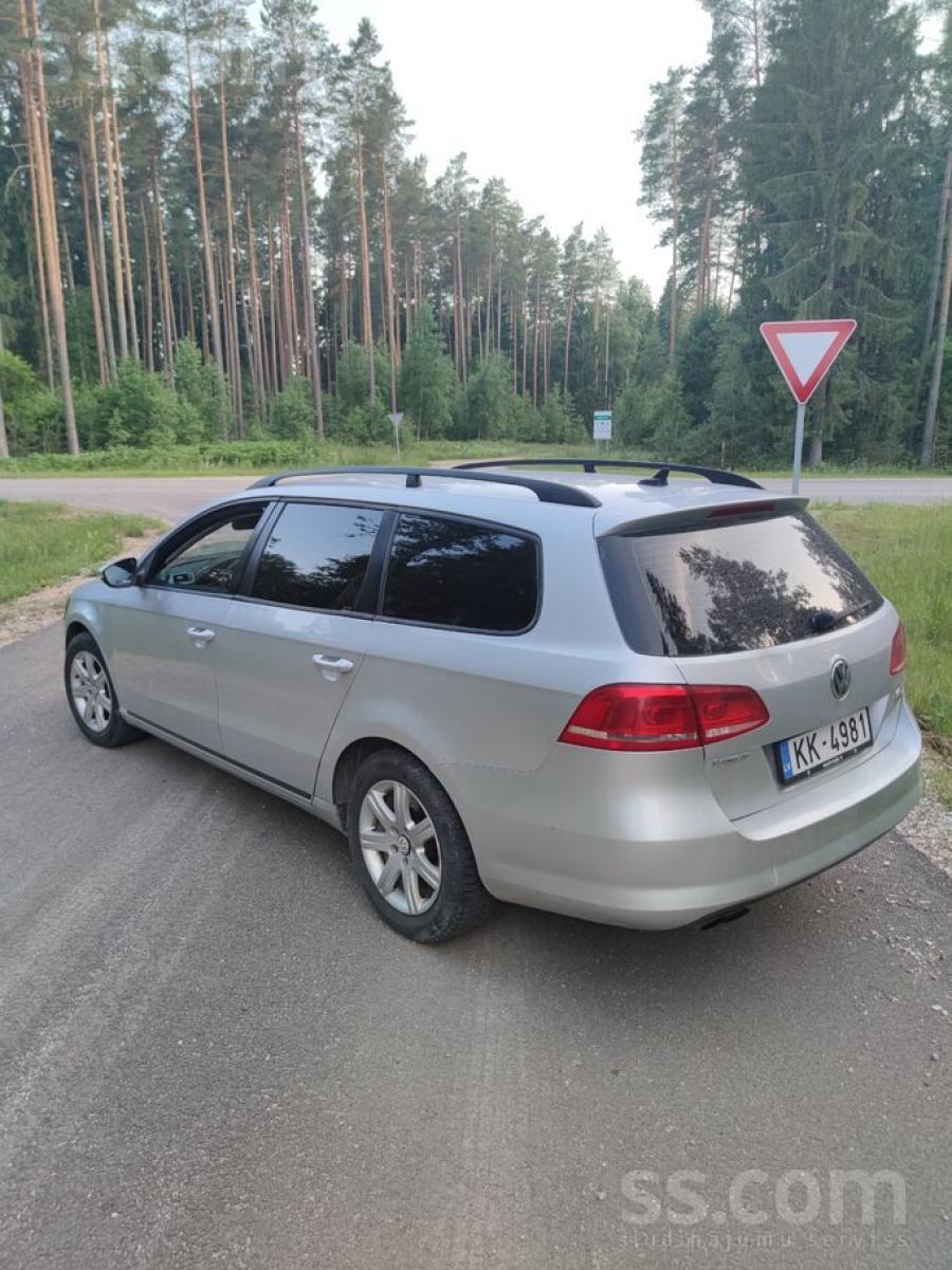 Pelēks Volkswagen Passat B7 2011 Preiļi, ar dzinēja tilpumu 2.00 L un nobraukumu 318 tūkst. km par 3490 €, foto 6 vietnē AUTOMOTO.COM.LV