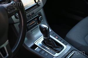 Pelēks Volkswagen Passat B7 2011 Jelgava, ar dzinēja tilpumu 2.00 L un nobraukumu 269 tūkst. km par 5300 €, foto 6 vietnē AUTOMOTO.COM.LV