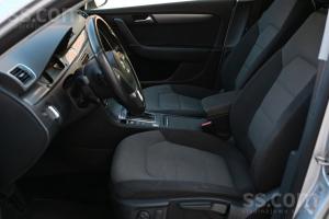 Pelēks Volkswagen Passat B7 2011 Jelgava, ar dzinēja tilpumu 2.00 L un nobraukumu 269 tūkst. km par 5300 €, foto 18 vietnē AUTOMOTO.COM.LV