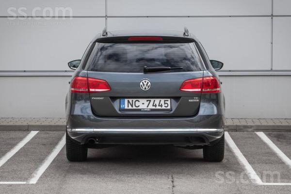 Pelēks Volkswagen Passat B7 2011 Rīga, ar dzinēja tilpumu 1.60 L un nobraukumu 175 tūkst. km par 6950 €, foto 5 vietnē AUTOMOTO.COM.LV