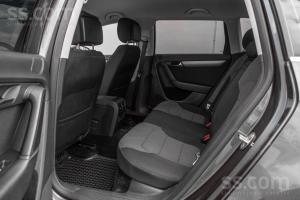 Grey Volkswagen Passat B7 2011 in Riga, with an engine capacity of 1.60 L and mileage of 175 thousand km for 6950 €, photo 13 on AUTOMOTO.COM.LV