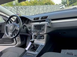 Grey Volkswagen Passat B7 2011 in Rezekne, with an engine capacity of 2.00 L and mileage of 264 thousand km for 5200 €, photo 14 on AUTOMOTO.COM.LV