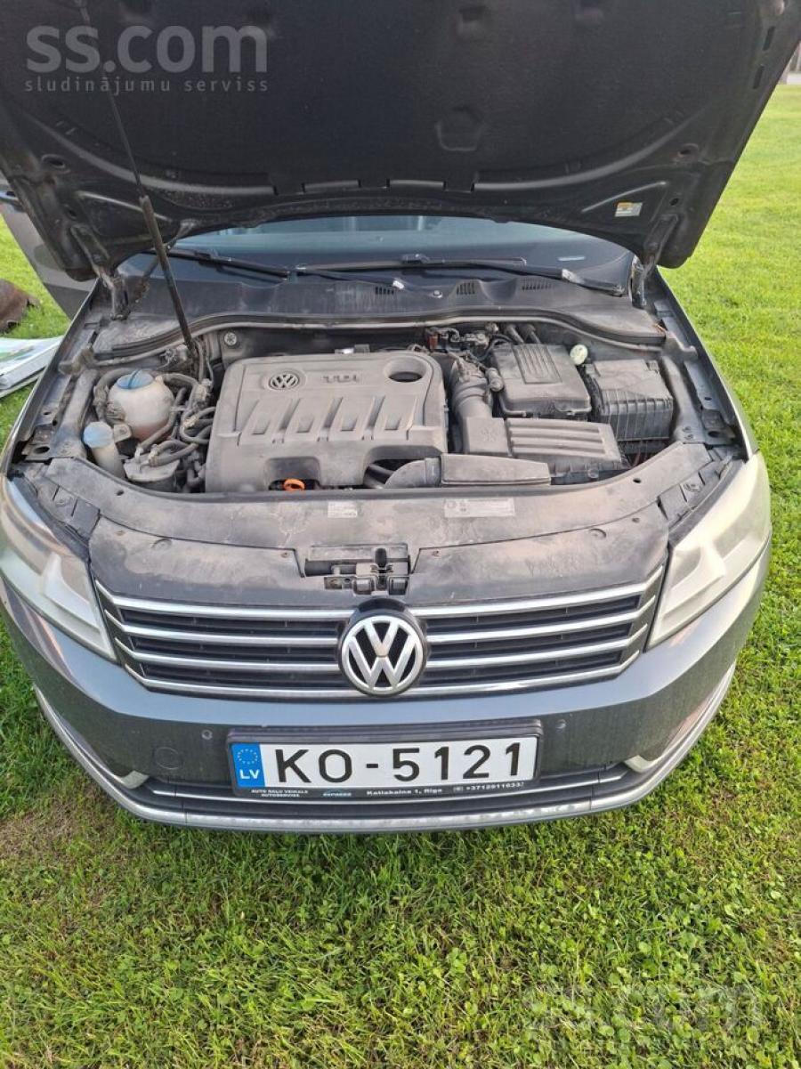 Grey Volkswagen Passat B7 2011 in Riga, with an engine capacity of 2.00 L and mileage of 256 thousand km for 2800 €, photo 8 on AUTOMOTO.COM.LV