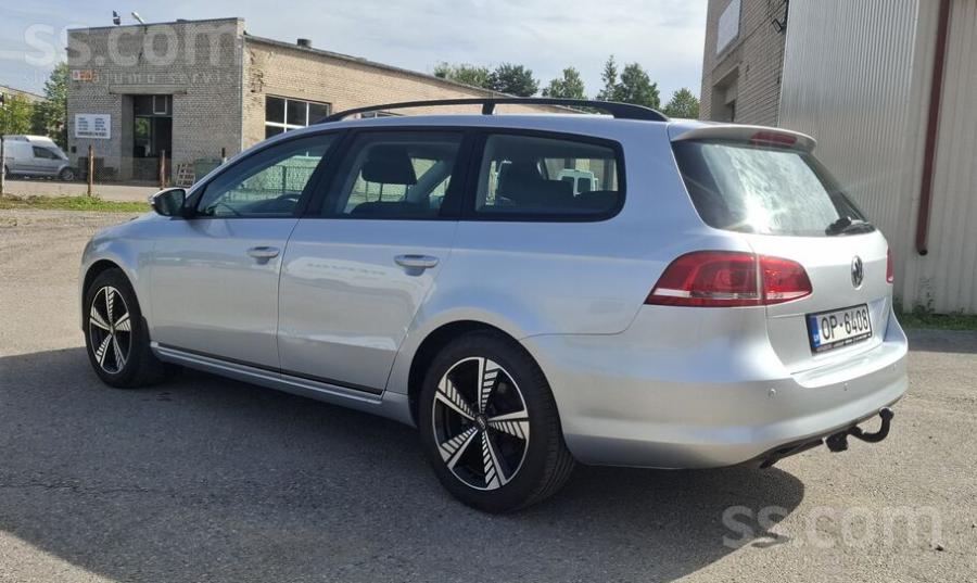 Pelēks Volkswagen Passat B7 2011 Rēzekne, ar dzinēja tilpumu 1.60 L un nobraukumu 0 tūkst. km par 4950 €, foto 5 vietnē AUTOMOTO.COM.LV
