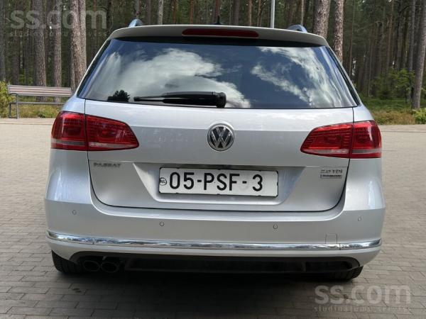 Grey Volkswagen Passat B7 2011 in Riga, with an engine capacity of 2.00 L and mileage of 258 thousand km for 6500 €, photo 5 on AUTOMOTO.COM.LV