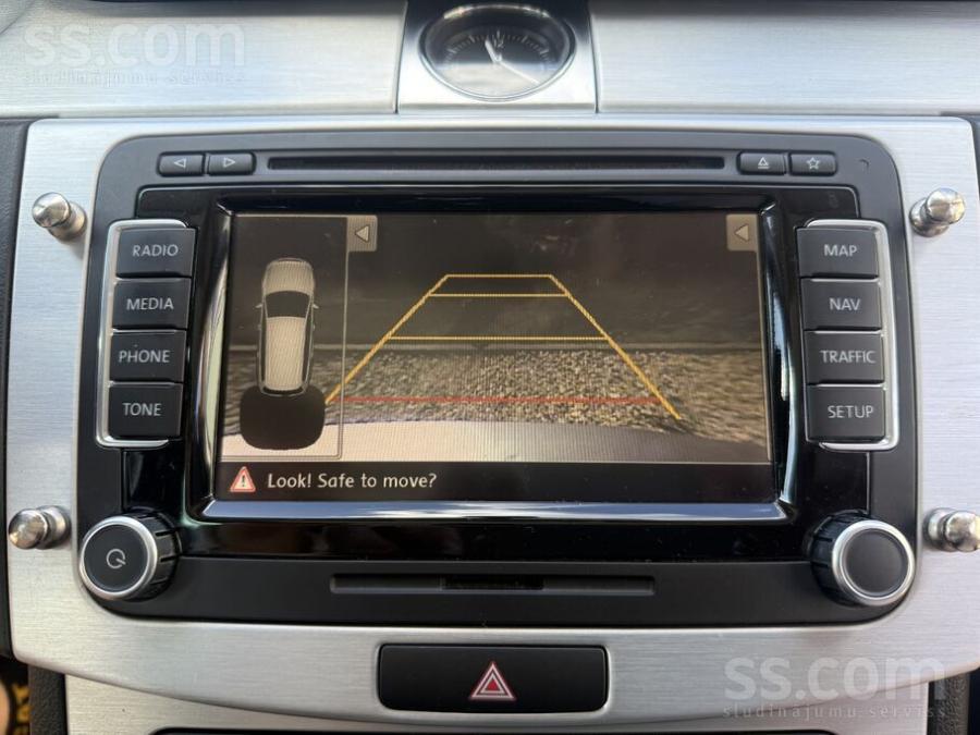 Pelēks Volkswagen Passat B7 2011 Rīga, ar dzinēja tilpumu 2.00 L un nobraukumu 258 tūkst. km par 6500 €, foto 27 vietnē AUTOMOTO.COM.LV